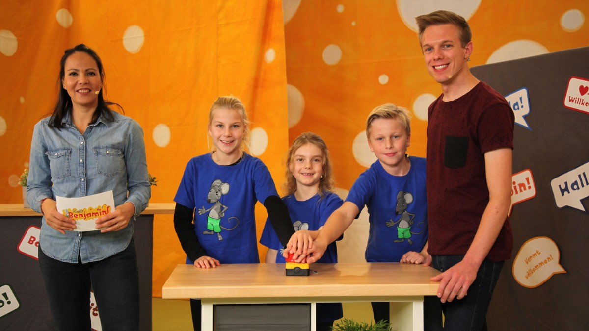 Hallo Benjamin! Hello, Salut und Hola - Begrüßungen aus aller Welt